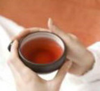 Arbata stabdo senėjimo procesą, tik kuri labiau - juodoji ar žalioji ...